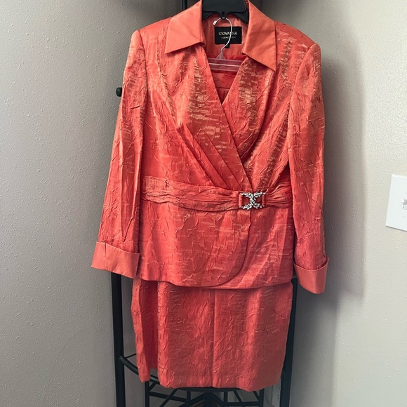 Giovanna Signature | Skirts | Giovanna Signature Church Suit Sz 2 ...